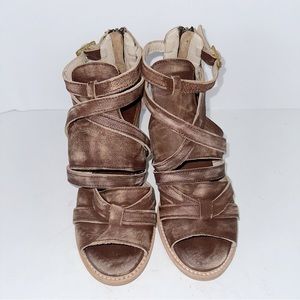 Freebird by Steven | Shoes | New Freebird Claw Distressed Brown Leather Strappy Heel Gladiator ...